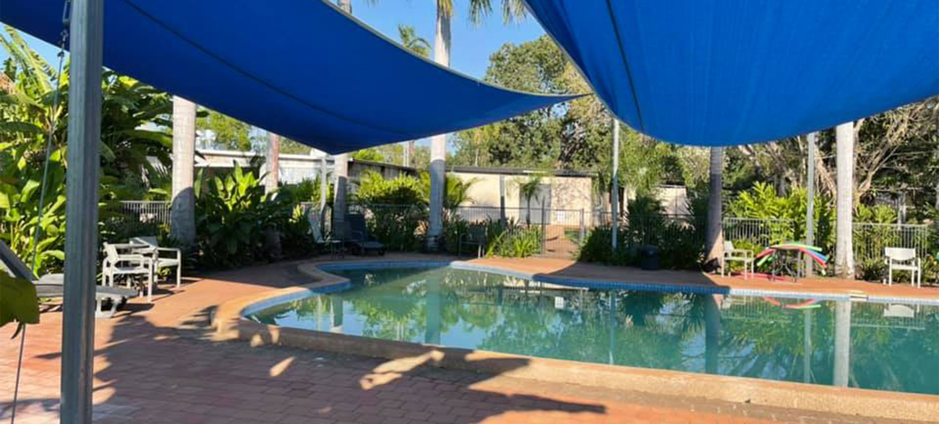 Accommodation - The Bark Hut Inn